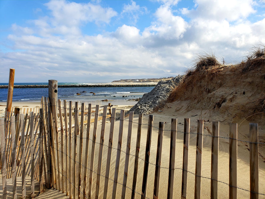 PHOTOS: A Chilly Day at Sesuit Beach