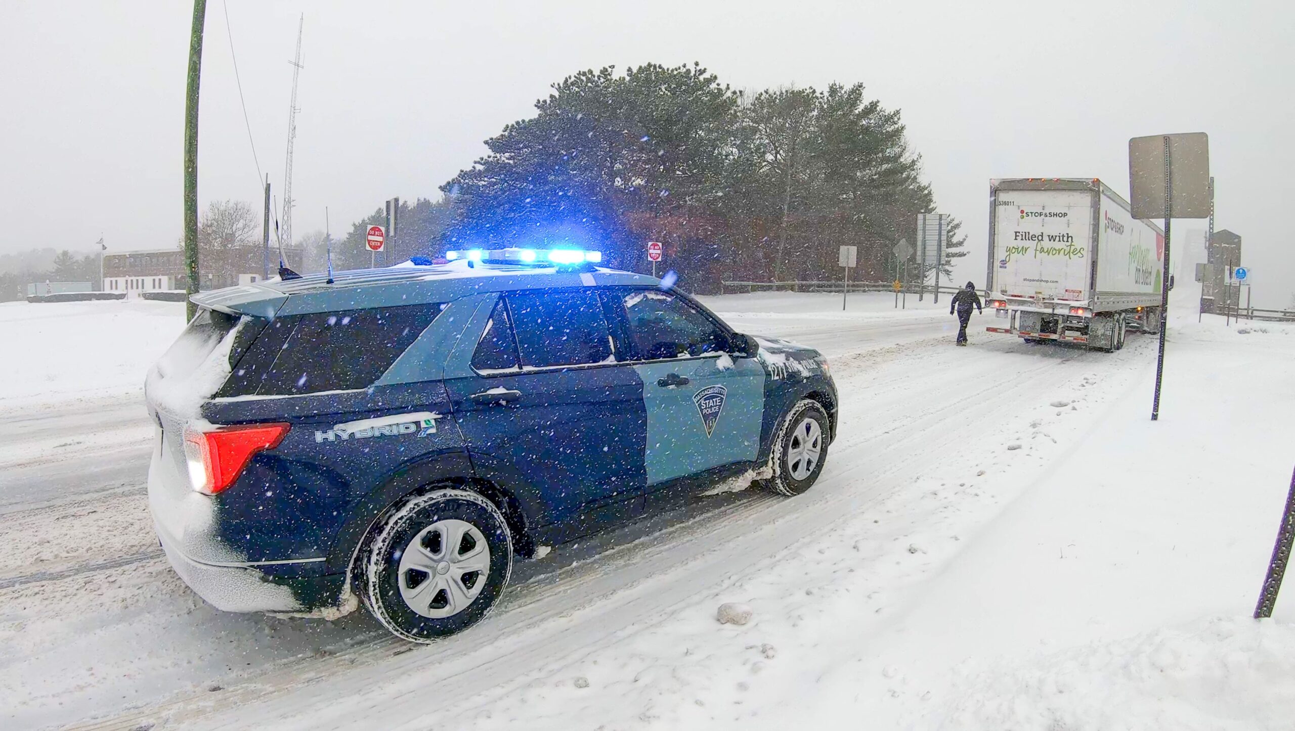 Winter Wonderland: Cape & Islands blanketed by biggest snowstorm in ...
