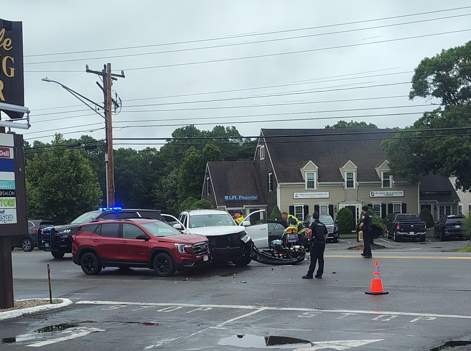 At least one injured after pickup, SUV collide in Centerville