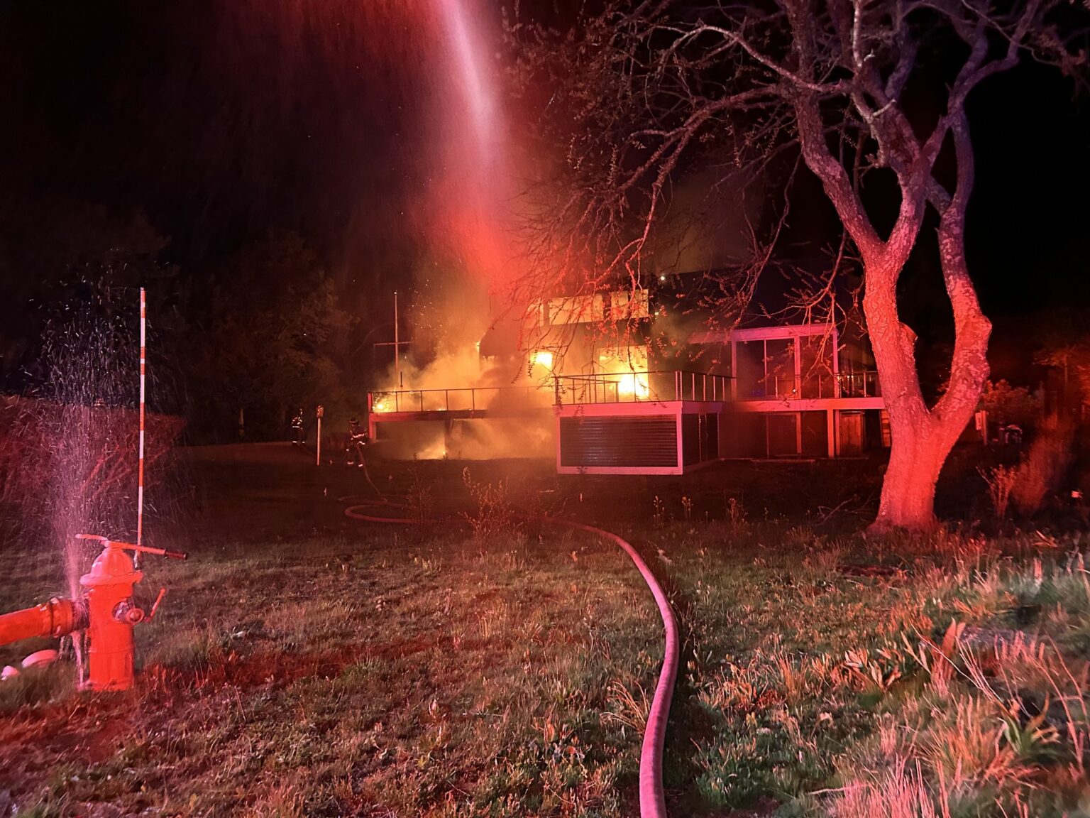 Updated: Crews respond to two alarm structure fire in Chatham - CapeCod.com