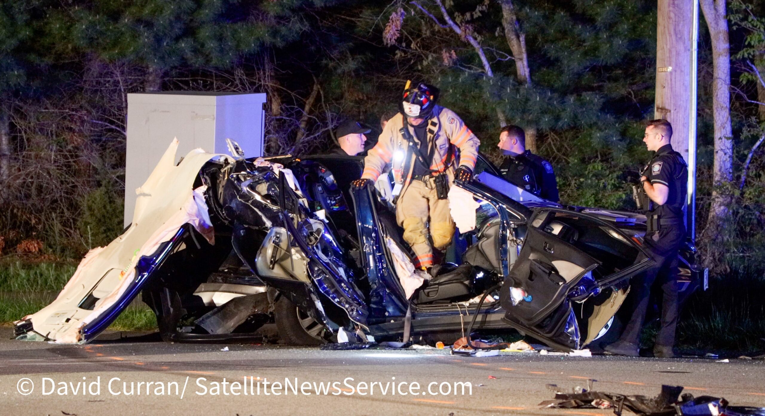 Updated: Firefighters extricate victims after major head-on crash in ...