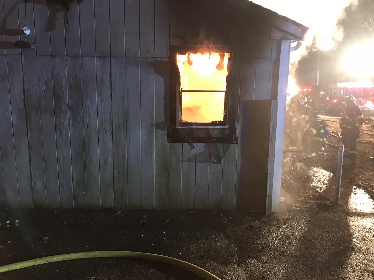 Wareham firefighters respond to early morning blaze