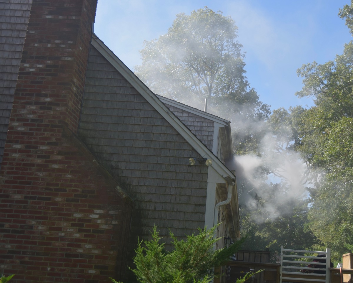 Fire causes extensive damage to Mashpee home - CapeCod.com