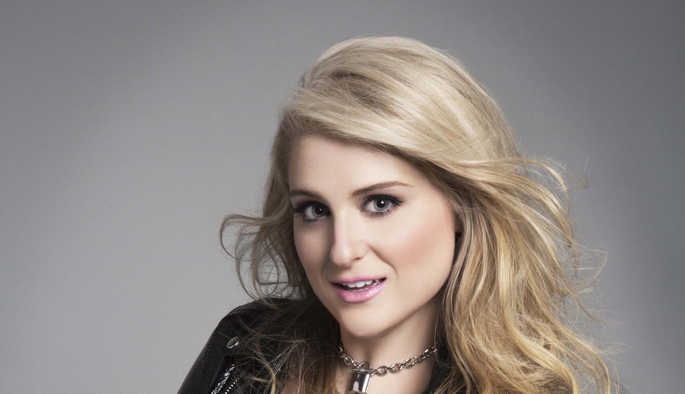 Meghan Trainor Lips Are Movin Wallpaper